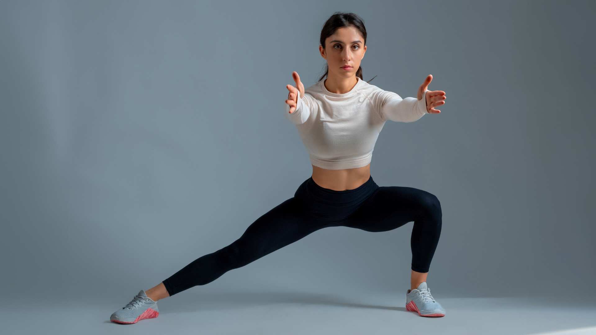 Lateral Squat: Strengthen Your Legs – Merlin Health